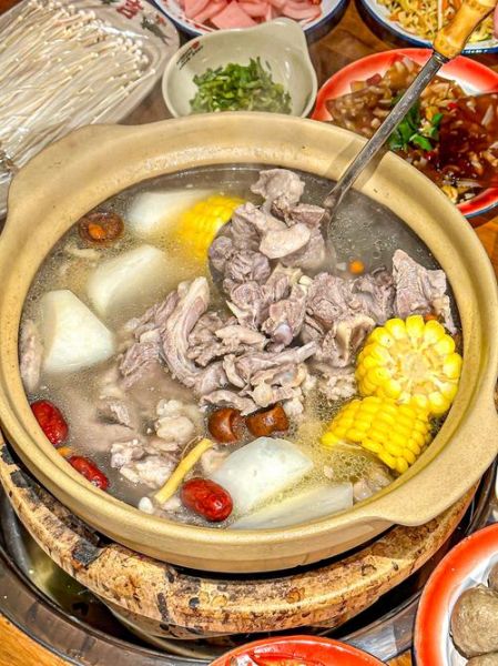 清汤羊肉火锅怎么做_清汤羊肉火锅用什么部位最好-第1张图片-山城妙识 清汤羊肉火锅怎么做_清汤羊肉火锅用什么部位最好-第1张图片-山城妙识