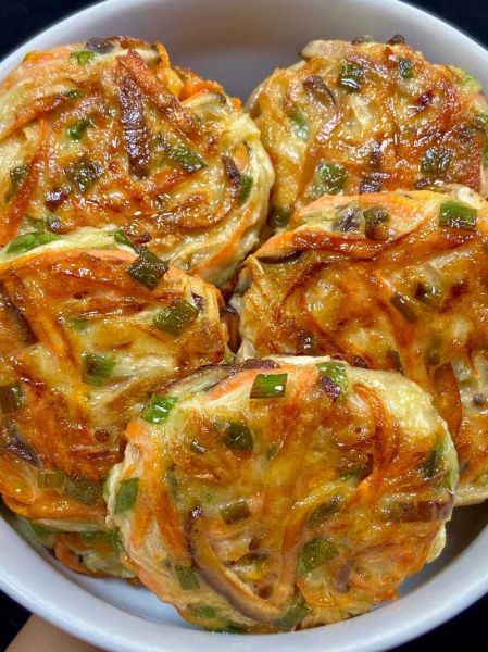 街边油炸萝卜丝饼怎么做_萝卜丝饼酥脆秘诀-第1张图片-山城妙识 街边油炸萝卜丝饼怎么做_萝卜丝饼酥脆秘诀-第1张图片-山城妙识