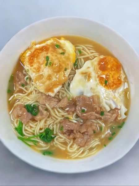 荷包蛋面条怎么做好吃又简单_荷包蛋面条的汤怎么调-第3张图片-山城妙识