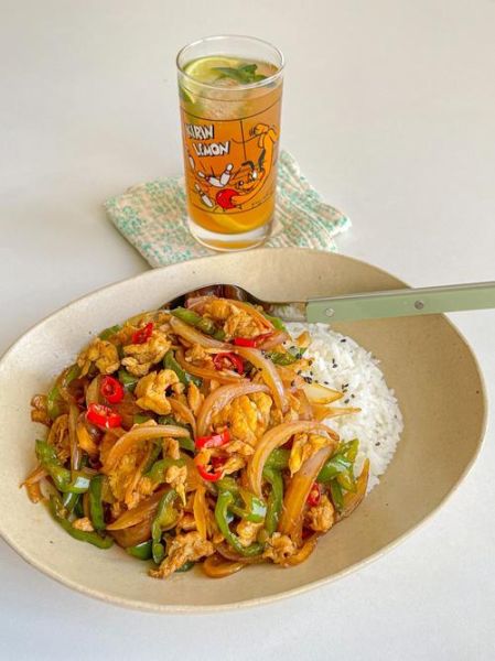 鸡蛋怎么炒好吃下饭_鸡蛋炒饭怎么做才香-第1张图片-山城妙识