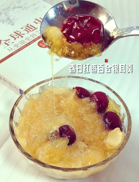 银耳汤怎么熬出胶_银耳汤出胶的秘诀-第2张图片-山城妙识 银耳汤怎么熬出胶_银耳汤出胶的秘诀-第2张图片-山城妙识