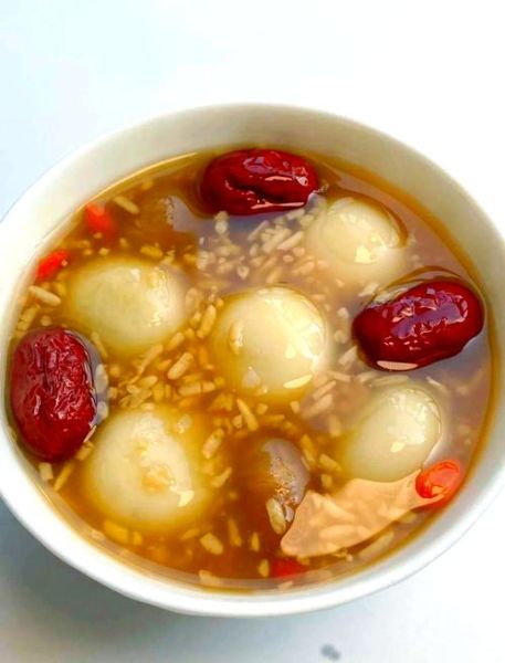 红糖醪糟汤圆怎么做_红糖醪糟汤圆的功效-第3张图片-山城妙识 红糖醪糟汤圆怎么做_红糖醪糟汤圆的功效-第3张图片-山城妙识