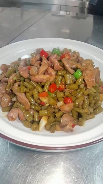 酸豆角炒鸡胗怎么做_酸豆角炒鸡胗热量高吗-第1张图片-山城妙识 酸豆角炒鸡胗怎么做_酸豆角炒鸡胗热量高吗-第1张图片-山城妙识