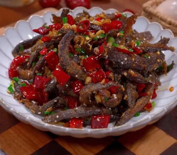 香酥泥鳅怎么做_香酥泥鳅的家常做法-第1张图片-山城妙识 香酥泥鳅怎么做_香酥泥鳅的家常做法-第1张图片-山城妙识