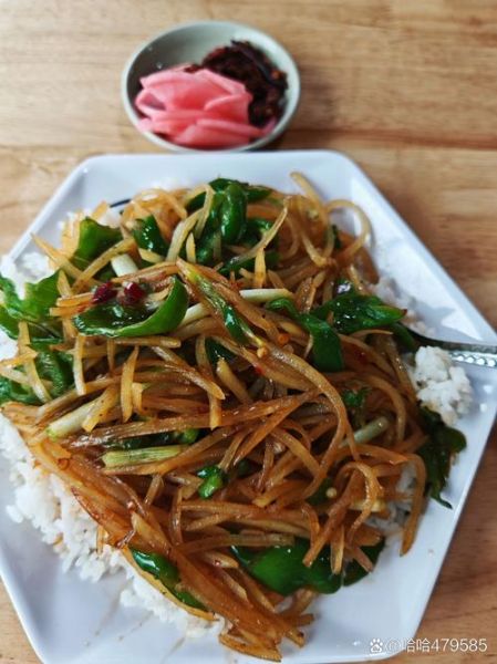 青椒土豆丝盖浇饭怎么做_青椒土豆丝盖浇饭热量高吗-第2张图片-山城妙识 青椒土豆丝盖浇饭怎么做_青椒土豆丝盖浇饭热量高吗-第2张图片-山城妙识