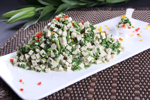 香椿苗怎么凉拌_香椿苗凉拌做法大全-第3张图片-山城妙识 香椿苗怎么凉拌_香椿苗凉拌做法大全-第3张图片-山城妙识