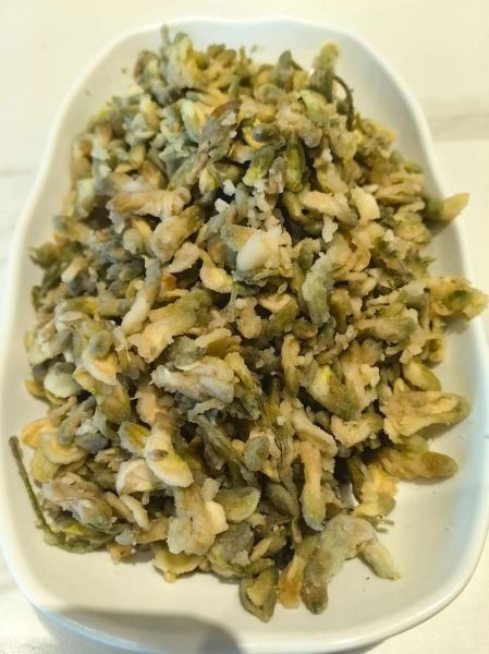 洋槐花麦饭怎么做_洋槐花麦饭的家常做法-第1张图片-山城妙识 洋槐花麦饭怎么做_洋槐花麦饭的家常做法-第1张图片-山城妙识