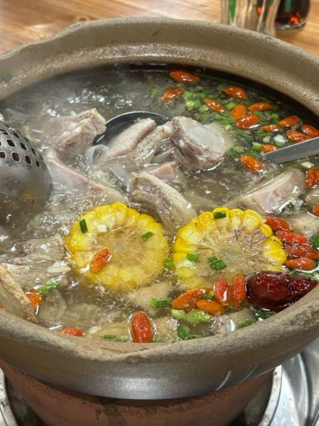 羊肉煲怎么做才没膻味_羊肉煲最正宗的做法-第1张图片-山城妙识