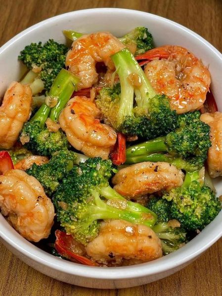 虾仁炒西兰花有毒吗_中毒真相-第1张图片-山城妙识 虾仁炒西兰花有毒吗_中毒真相-第1张图片-山城妙识