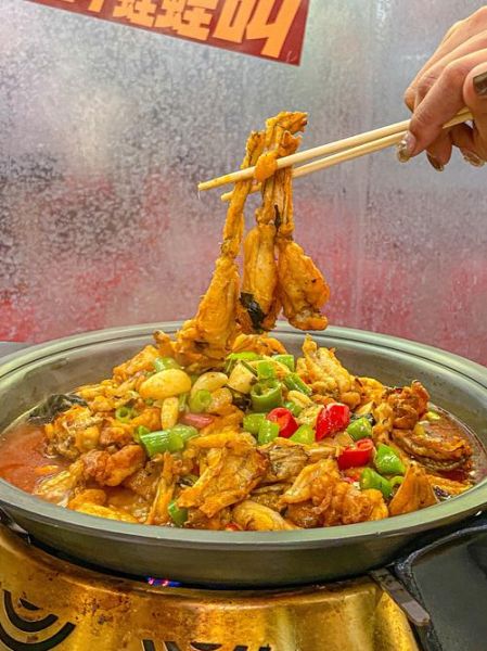 干锅牛蛙图片高清_如何在家复刻餐厅级卖相-第2张图片-山城妙识