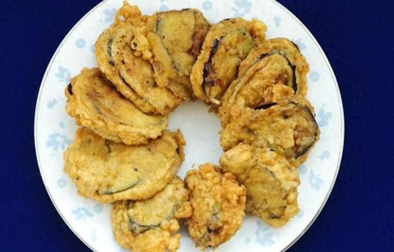 炸茄盒面糊怎么调_炸茄盒面糊调稀了怎么办-第1张图片-山城妙识 炸茄盒面糊怎么调_炸茄盒面糊调稀了怎么办-第1张图片-山城妙识