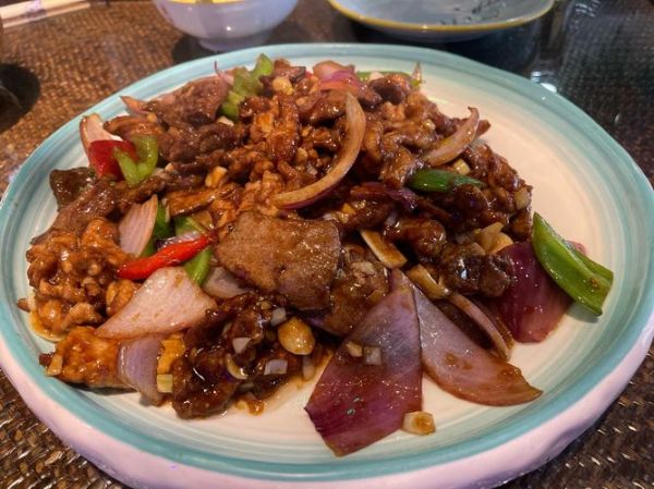 老爆三是什么菜_老爆三怎么做才正宗-第2张图片-山城妙识 老爆三是什么菜_老爆三怎么做才正宗-第2张图片-山城妙识