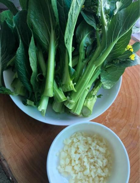 蒜蓉菜心怎么炒好吃又简单_蒜蓉菜心做法窍门-第2张图片-山城妙识