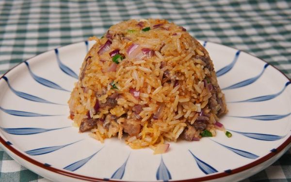 黑椒牛肉粒炒饭怎么做_黑椒牛肉粒炒饭热量高吗-第2张图片-山城妙识 黑椒牛肉粒炒饭怎么做_黑椒牛肉粒炒饭热量高吗-第2张图片-山城妙识