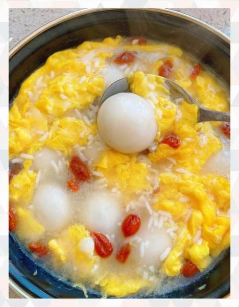 甜酒冲蛋怎么做_甜酒冲蛋的功效与禁忌-第1张图片-山城妙识