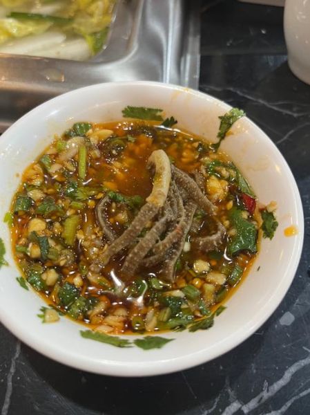 生牛肉火锅怎么做_生牛肉火锅蘸料怎么调-第3张图片-山城妙识 生牛肉火锅怎么做_生牛肉火锅蘸料怎么调-第3张图片-山城妙识