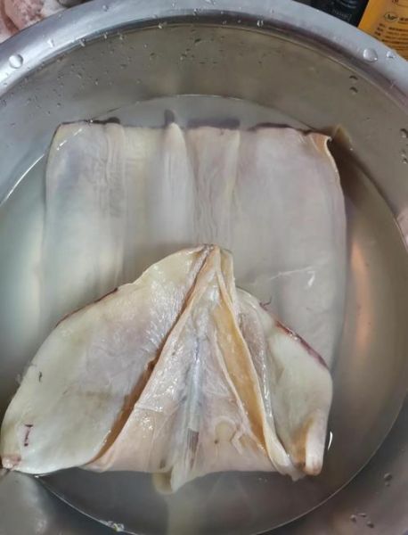 风干鱿鱼怎么泡发_风干鱿鱼怎么做好吃-第1张图片-山城妙识 风干鱿鱼怎么泡发_风干鱿鱼怎么做好吃-第1张图片-山城妙识