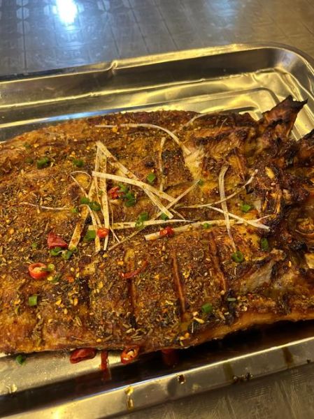 正宗木炭烤鱼怎么做_木炭烤鱼用什么鱼最好-第1张图片-山城妙识