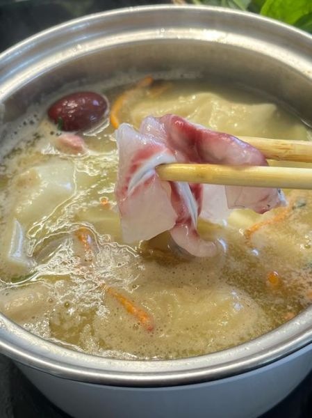 鱼肉火锅怎么做_鱼片火锅汤底怎么调-第1张图片-山城妙识 鱼肉火锅怎么做_鱼片火锅汤底怎么调-第1张图片-山城妙识