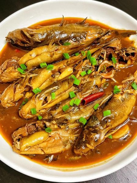 红烧嘎鱼怎么做才正宗_红烧嘎鱼最正宗的做法-第1张图片-山城妙识 红烧嘎鱼怎么做才正宗_红烧嘎鱼最正宗的做法-第1张图片-山城妙识