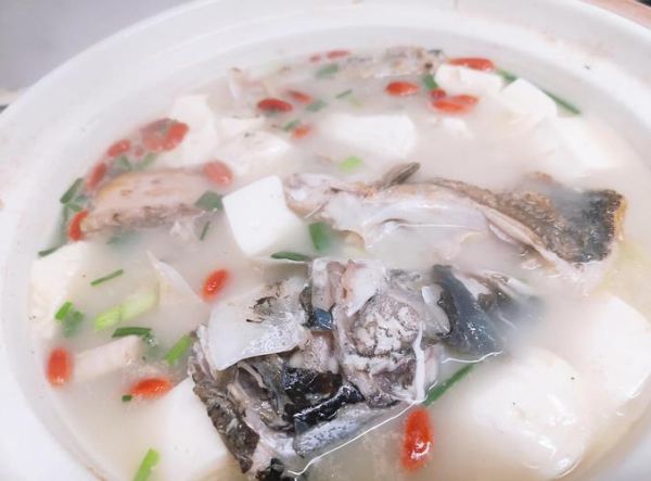 豆腐鱼头汤怎么做_豆腐鱼头汤的做法窍门-第2张图片-山城妙识