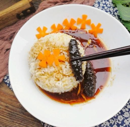 鲍汁海参捞饭怎么做_海参如何不腥又弹牙-第1张图片-山城妙识 鲍汁海参捞饭怎么做_海参如何不腥又弹牙-第1张图片-山城妙识