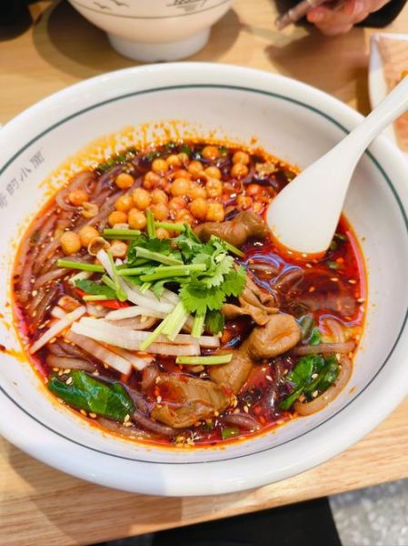 成都酸辣粉正宗做法_酸辣粉为什么那么酸-第2张图片-山城妙识