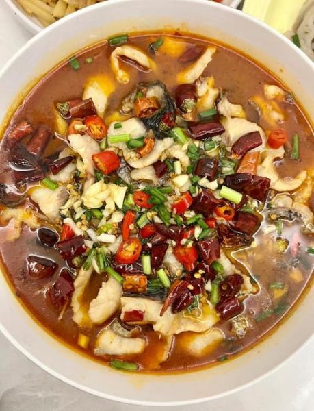 酸菜鱼怎么煮好吃_酸菜鱼鱼片不碎的秘诀-第1张图片-山城妙识