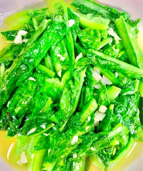 炒油麦菜怎么炒才脆嫩_油麦菜焯水还是不焯水-第1张图片-山城妙识 炒油麦菜怎么炒才脆嫩_油麦菜焯水还是不焯水-第1张图片-山城妙识