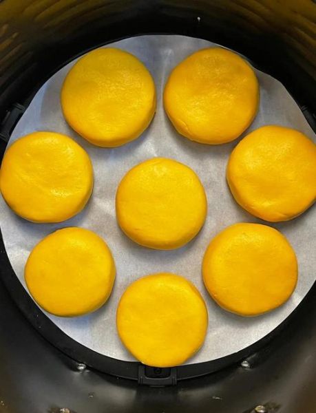 煎糯米饼的做法_怎么煎不粘锅-第1张图片-山城妙识 煎糯米饼的做法_怎么煎不粘锅-第1张图片-山城妙识