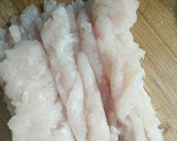 龙利鱼饺子馅怎么做_龙利鱼饺子馅怎么调才嫩-第3张图片-山城妙识 龙利鱼饺子馅怎么做_龙利鱼饺子馅怎么调才嫩-第3张图片-山城妙识