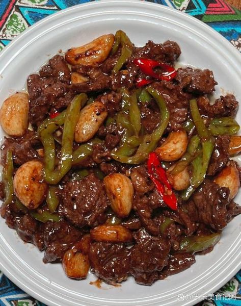 黑胡椒牛肉怎么做_黑胡椒牛肉用什么部位-第2张图片-山城妙识