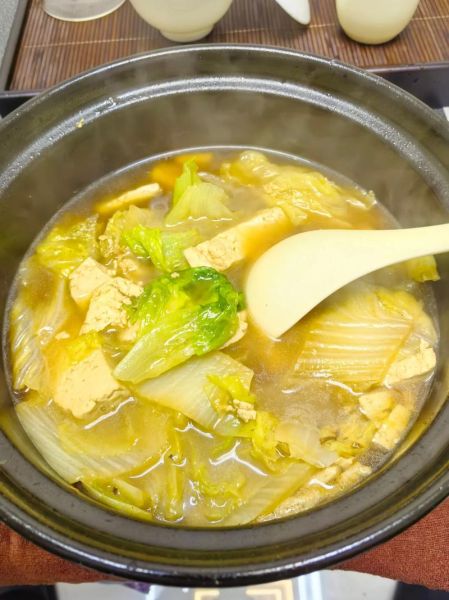 白菜豆腐怎么做_白菜炖豆腐的家常做法-第2张图片-山城妙识