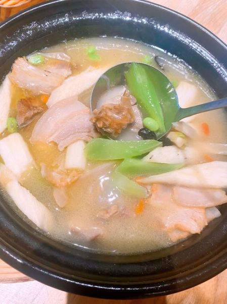 砂锅怎么选_砂锅炖汤的正确步骤-第2张图片-山城妙识