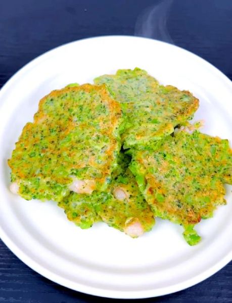 西兰花鸡蛋饼怎么做_西兰花鸡蛋饼的家常做法-第1张图片-山城妙识