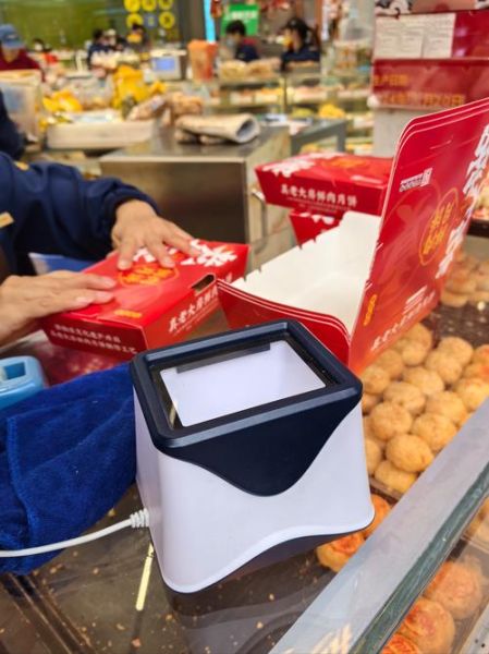 真老大房鲜肉月饼哪里买_为什么排队也要吃-第1张图片-山城妙识