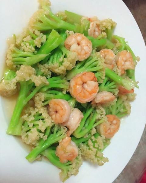 虾仁炒菜花怎么做_虾仁炒菜花用焯水吗-第3张图片-山城妙识 虾仁炒菜花怎么做_虾仁炒菜花用焯水吗-第3张图片-山城妙识