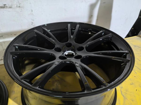 黑轮毂会不会掉漆_黑轮毂怎么改色-第3张图片-山城妙识