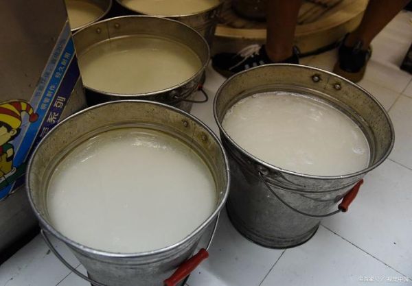 粘米粉肠粉米浆配方_如何调出口感爽滑-第1张图片-山城妙识 粘米粉肠粉米浆配方_如何调出口感爽滑-第1张图片-山城妙识