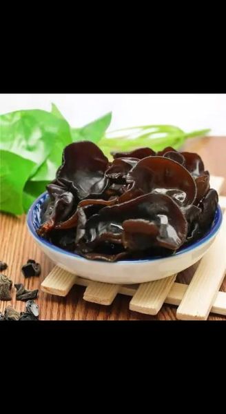 黑耳子的功效与作用_黑耳子怎么吃效果最好-第1张图片-山城妙识