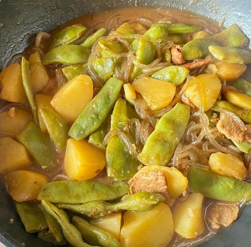 土豆炖豆角怎么做_土豆炖豆角需要焯水吗-第1张图片-山城妙识 土豆炖豆角怎么做_土豆炖豆角需要焯水吗-第1张图片-山城妙识