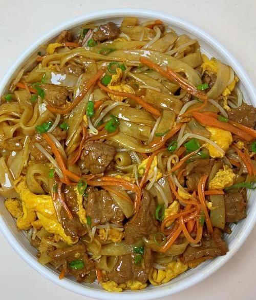 肉丝炒河粉怎么炒不粘锅_家常做法步骤-第1张图片-山城妙识