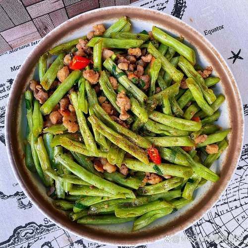 蒜蓉四季豆怎么做_四季豆焯水几分钟才脆绿-第2张图片-山城妙识