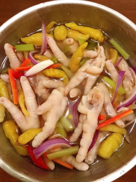 泡椒鸡爪怎么做_泡椒鸡爪简单做法-第2张图片-山城妙识