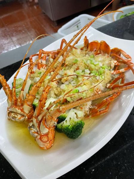 清蒸龙虾怎么做_清蒸龙虾需要蒸多久-第3张图片-山城妙识