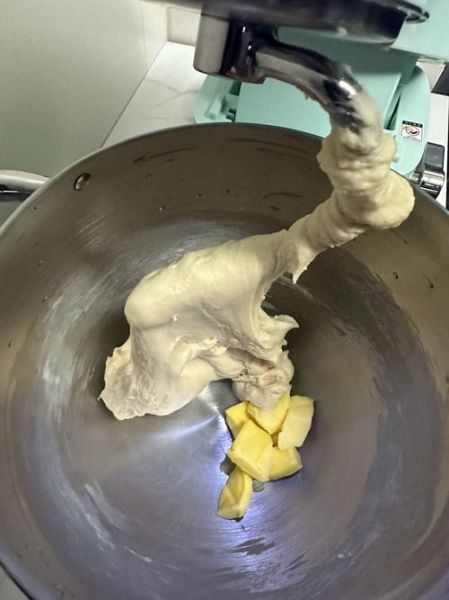 面包机搅拌刀嵌在面包里怎么办_怎么取出来-第2张图片-山城妙识