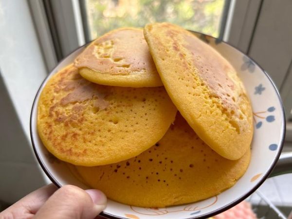 新鲜玉米饼的家常做法_怎么做出松软口感-第3张图片-山城妙识