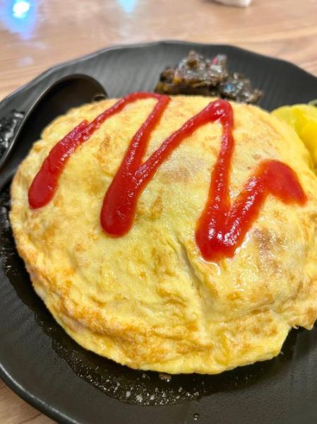 日本网红蛋包饭怎么做_正宗酱汁配方揭秘-第2张图片-山城妙识 日本网红蛋包饭怎么做_正宗酱汁配方揭秘-第2张图片-山城妙识