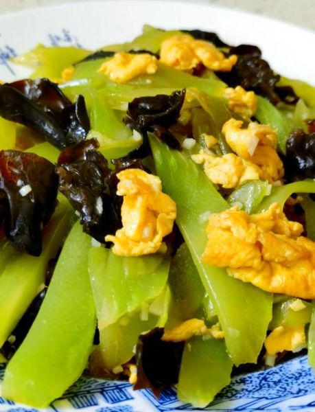 莴笋炒鸡蛋怎么炒_莴笋炒鸡蛋的家常做法-第2张图片-山城妙识