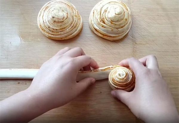 草帽饼和面步骤_草帽饼怎么做才酥软-第2张图片-山城妙识